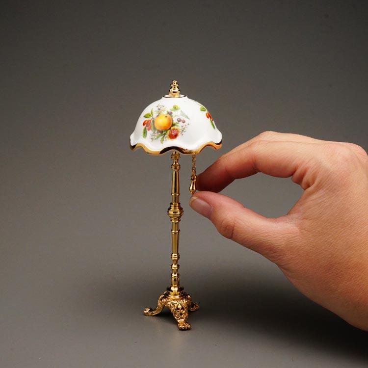 Onlineshop der Reutter Miniaturen GmbH.Floor Lamp - Fruit Design