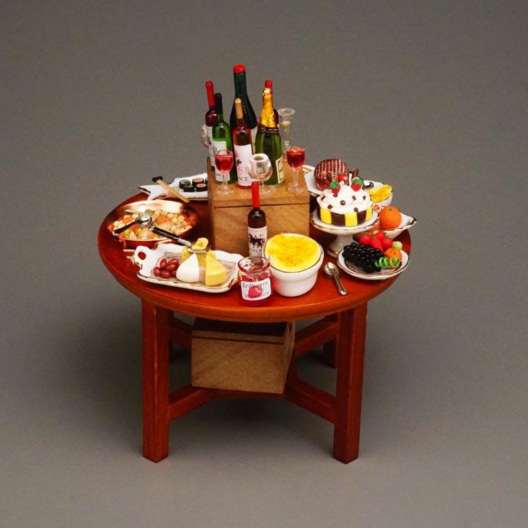 Onlineshop der Reutter Miniaturen GmbH.Feast Buffet